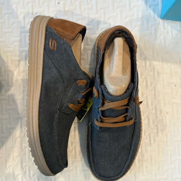 Skechers | Shoes | Brand New In Box Extra Wide Sketcher Melsonplanon ...